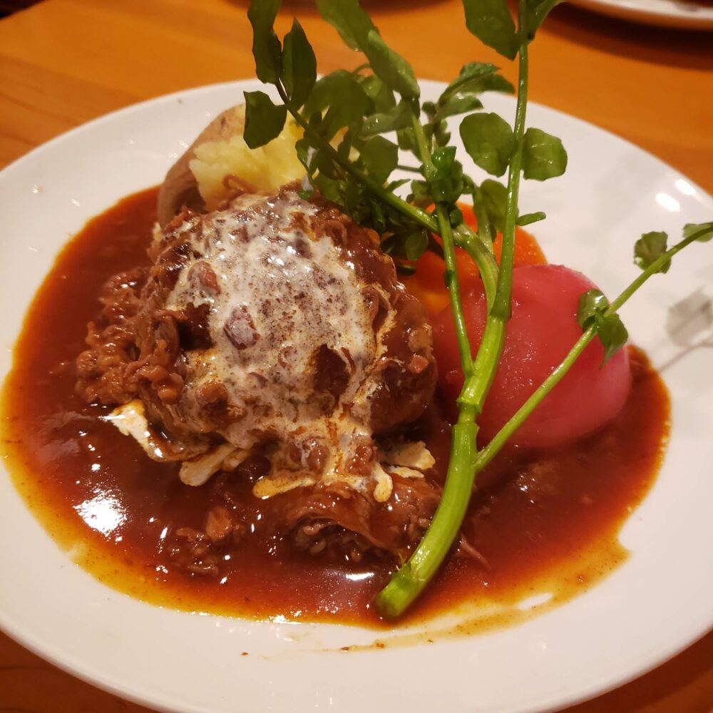 池袋「キッチンoh!way」のメニューは？ハンバーグ四天王に数えられる名店の魅力を解説 - 王子さんぽ